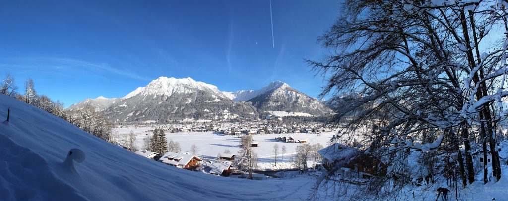 Skiing Garmisch-Partenkirchen, Germany - - Ski resort information ...